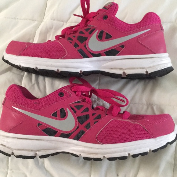 Nike | Shoes | Nike Hot Pink Relentless 2 Sneaker | Poshmark